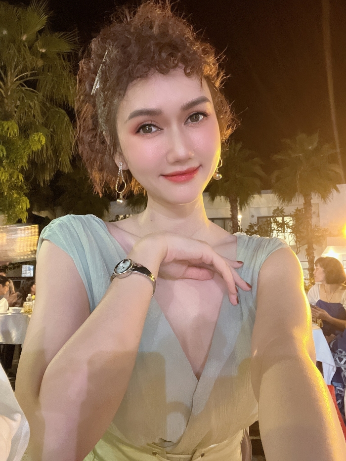 Hương Giang trực tiếp phản hồi khi khán giả hỏi thăm về Đình Tú trên TikTok